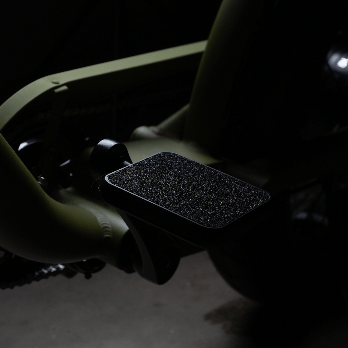 MOTO Reflex Pedal "All Black" Edition – ZEUS BIKES